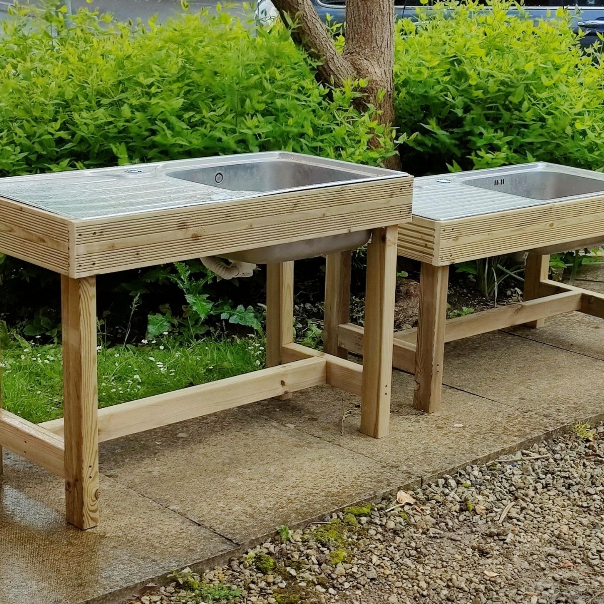 Corsham Primary School - New sinks for our mud kitchen